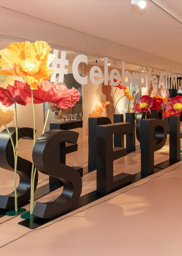 Mio Gallery Paper Art Studio: Stunning Paper Poppies for Sephora Press ...