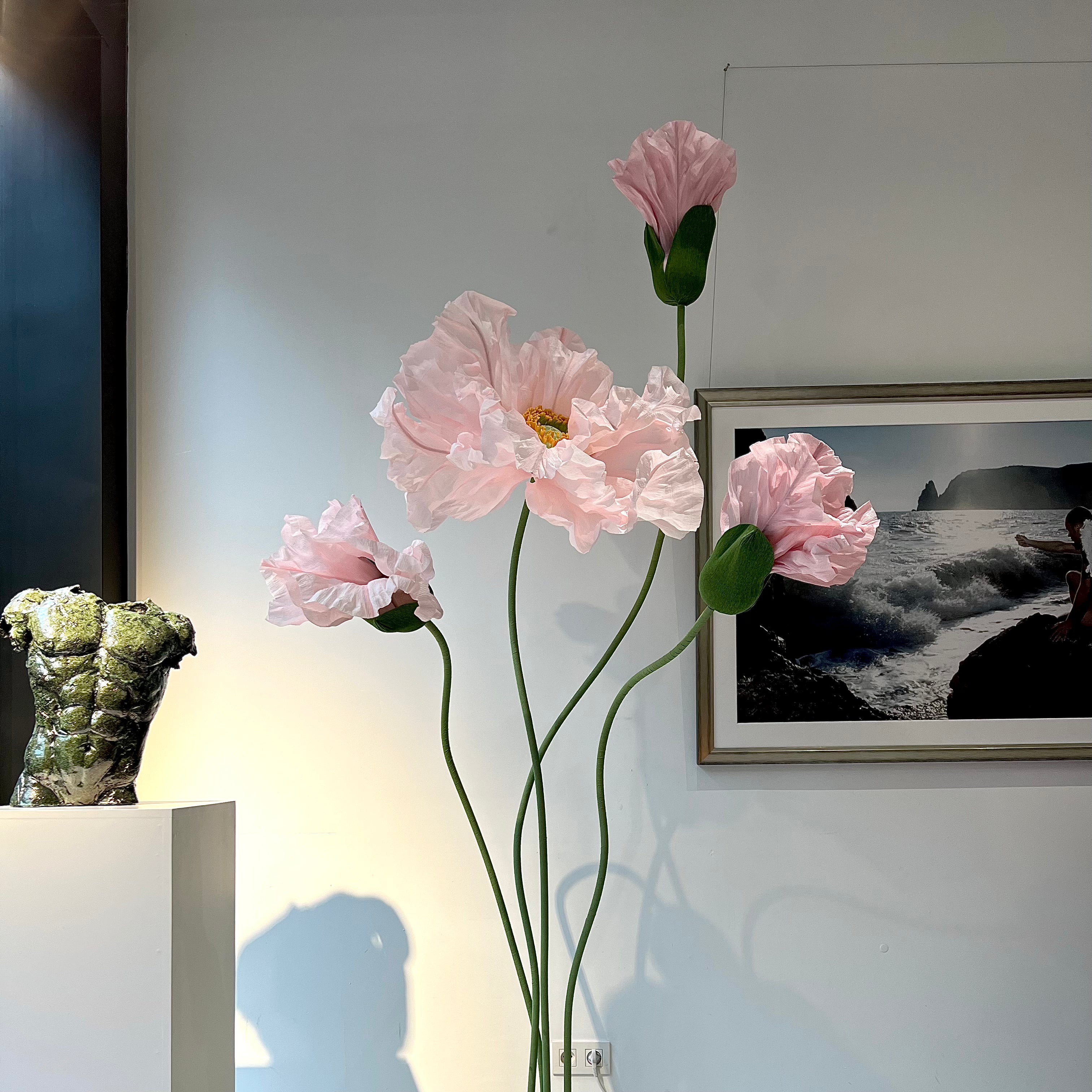 Giant Paper Flowers & Oversized Paper Poppies for Events | MioGallery ...